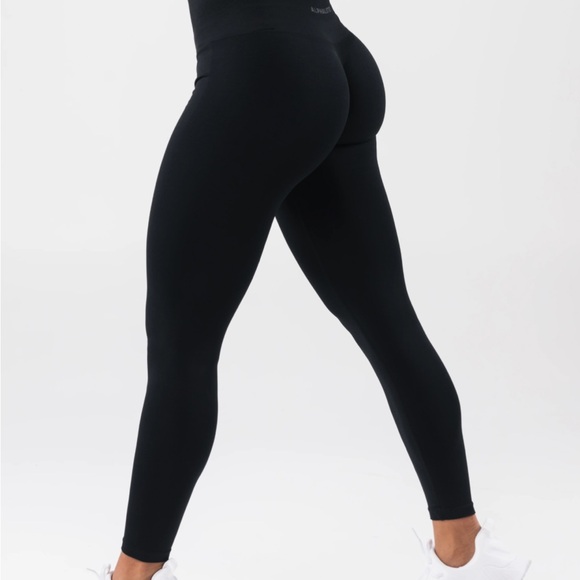 Alphalete | Pants & Jumpsuits | Alphalete Amplify Midrise Black ...